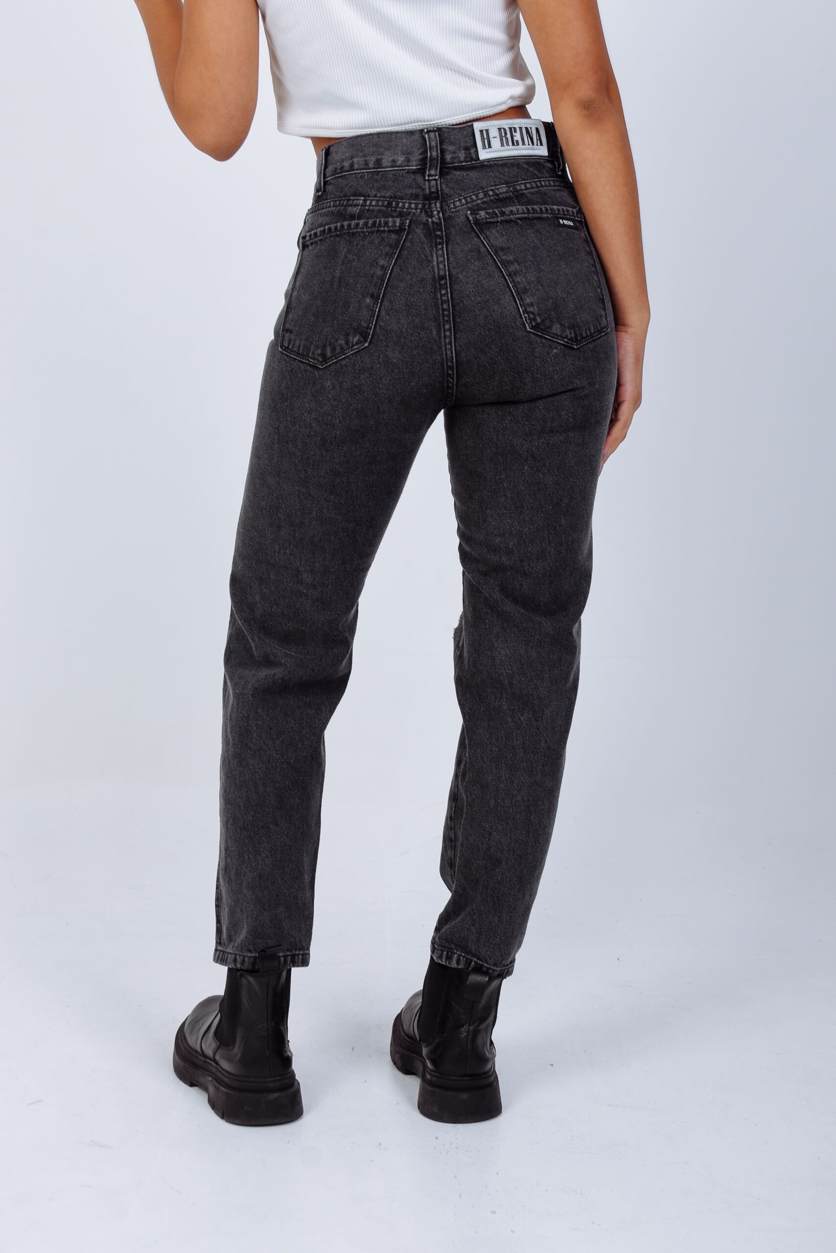 MOM SHADOW – H-REINA